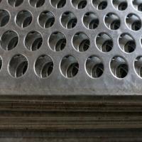 China Hexagonal Hole Decorative Perforated Stamping Metal Sheet Mesh Screen Panel for Building for sale