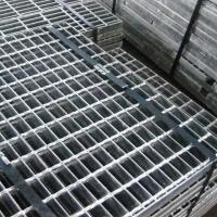 China Earthquake Resistant 30*5 32*5 32*3 Galvanized Steel Grating Supplier for sale