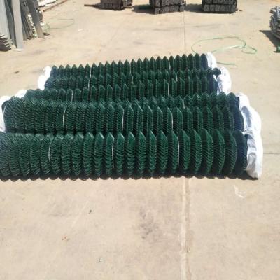 China Galvanized Razor Babred Wire Diamond Wire Mesh Metal Chain Link Fence for sale
