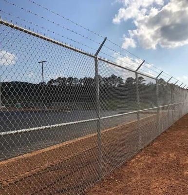 China Galvanized Chain Link Fence Diamond Shape Wire Mesh Fence for sale