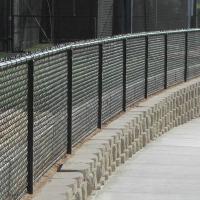 China Green Vinyl Chain Link Fence Galvanized Diamond Wire Mesh/PVC Cyclone Fence for Highway Railway Garden for sale