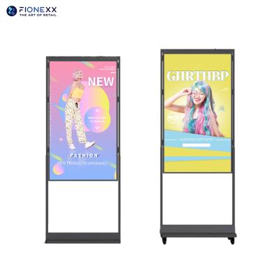 China Blackening Resistant Digital Shop Window Displays 55inch Lightweight for sale