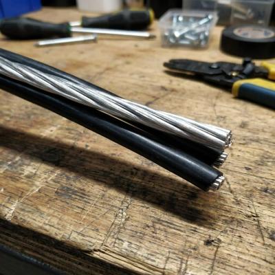 China Duplex Aluminum Cable 6/7 4/7 Overhead XLPE Service Drop Cable IP66 Low Voltage 500m in Roll for sale