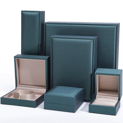 China Double Layer PU Leather Jewelry Box - Customizable Storage Case with 300,000 Monthly Capacity and 20-Day Production for sale