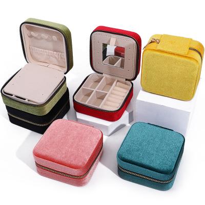 China Custom Logo Velvet Jewelry Box with Mirror - 300,000 Monthly Capacity, 20-Day Production for sale