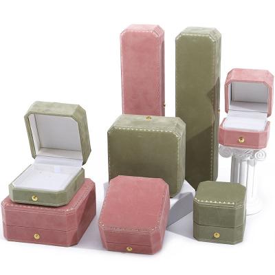 China Custom Octagonal Jewelry Box with Gold Wire & Velvet Interior - 300,000 Monthly Capacity, 20-Day Production for sale
