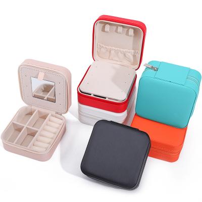China Custom Logo Travel Jewelry Box with Mirror - 300,000 Monthly Capacity, 20-Day Production, PU Leather Storage Case for sale
