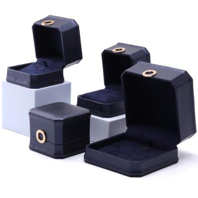 China 11x11x6cm Leather Jewelry Box Hanhong Square Necklace Ring Box Luxury Blue Metal for sale