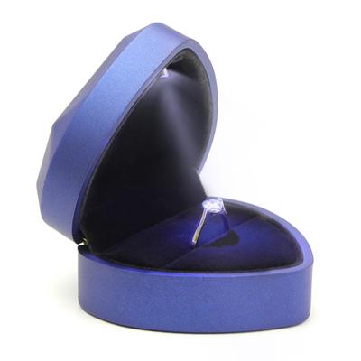 China Heart Shaped LED Jewelry Box Plastic Velvet Packaging for Rings Necklaces Earrings Bracelets for sale