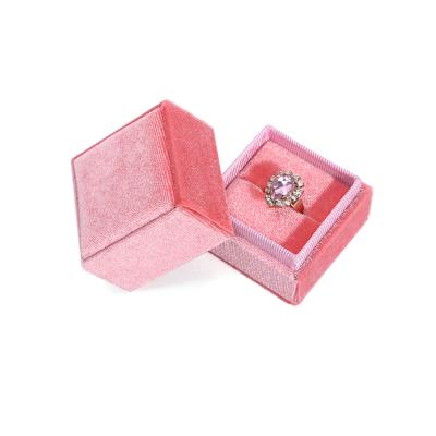 China Velvet Jewelry Display Gift Box for Luxury Custom Wedding Engagement 2 Sizes for sale