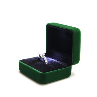 China Luxury Velvet Jewelry Box Set for Bracelet Necklace Ring Storage 30x20x10 cm for sale