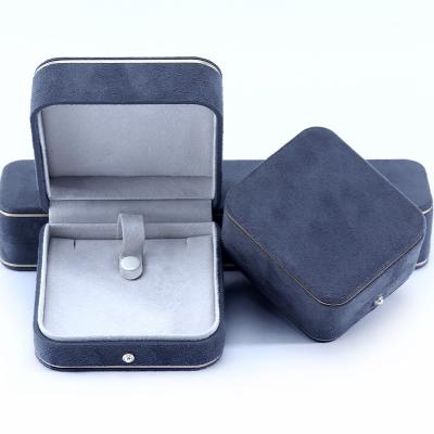China Custom Velvet Jewelry Box for Bracelet Necklace Ring 30x20x10cm Hanhong for sale