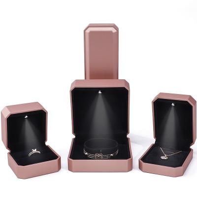 China Customized LED Luxury Jewelry Box Packaging for Rings Necklaces Bracelets Earrings 30x20x10cm for sale