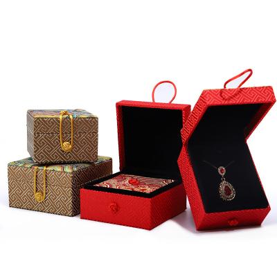 China Handmade Velvet Jewelry Box Chinese Style Red Necklace Pendant Storage Box Custom Size for sale
