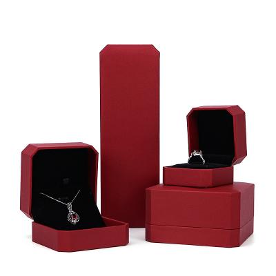 China Custom Octagonal Jewelry Box with Velvet Lining - Available in Multiple Sizes with Embossing & Hot Stamping Options for sale