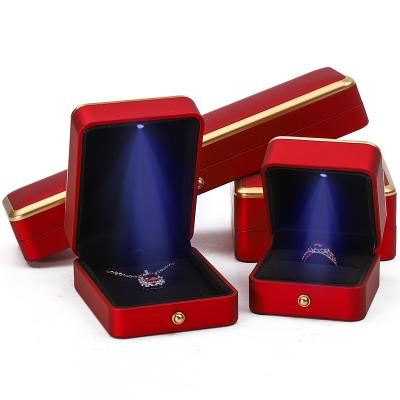 China Custom Luxury Red LED Light Up Jewelry Box for Bracelet Necklace Earliest Ring Storage for sale