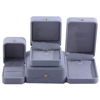 China Custom Hot Stamping Velvet Jewelry Box 9×9×3.5cm for Necklace Bracelet Earrings Ring Display for sale