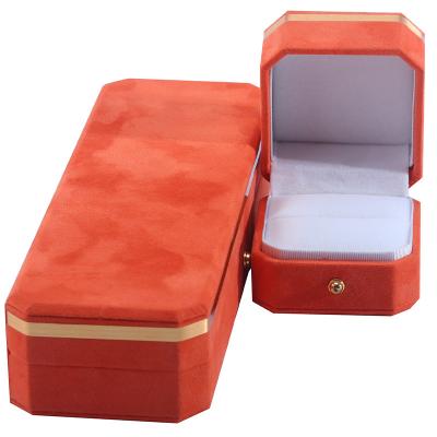 China Custom Orange Velvet Jewelry Box with Golden Edge - OEM ODM Handmade 300,000 Monthly Capacity for sale
