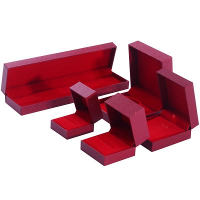 China Customizable Handmade Eco Cardboard Flip Red Jewelry Box 300000 Pieces Monthly Supply for sale