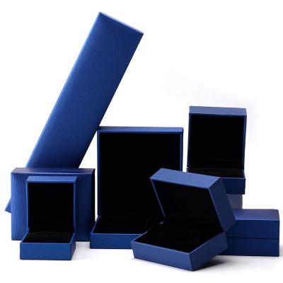 China Blue Luxury Paper Jewelry Box with Custom Logo - 300,000 Monthly Capacity, 5-7 Day Samples for sale