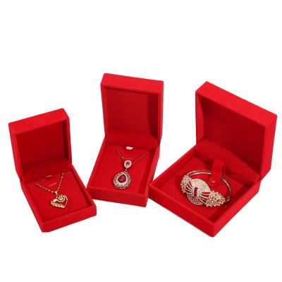 China Custom Logo Wooden Jewelry Box with Red Velvet Lining 8.3x7x3.7 Inches for Luxury Packaging for sale