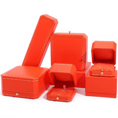 China Custom Cardboard Paper Jewelry Box for Bracelet Earrings Necklace Ring 300000 Pieces Monthly for sale