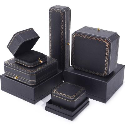 China Custom Cardboard Jewelry Box Rectangle Luxury Bracelet Necklace Paper Box 300000pcs Monthly for sale