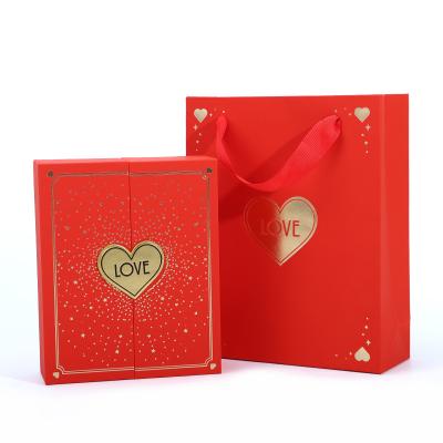 China Heart Shaped Red Rose Jewelry Box 16x13x4.5cm Plastic Packaging with Embossed LOVE Logo for Valentine's Day Gifts for sale