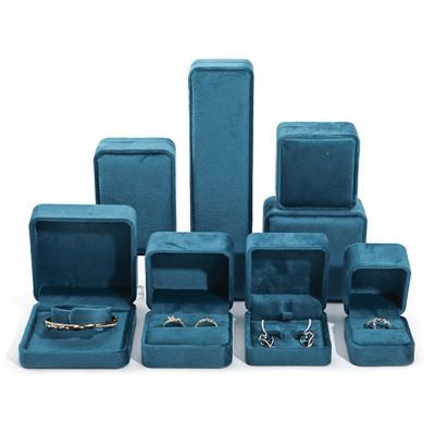 China Luxury Blue Velvet Jewelry Box with Magnetic Closure - Multiple Compartments for Rings, Earrings & Bracelets in 6 Color Options for sale