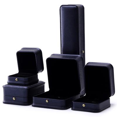China Custom PU Leather Jewelry Box with Round Corners for Luxury Storage 300000 pcs Monthly for sale