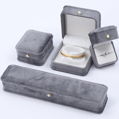 China Custom Velvet Jewelry Box with Pearl Ornament Round Corner Grey Luxury Packaging 300000pcs Monthly for sale