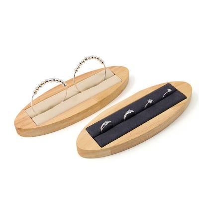 China Oval Wooden Jewelry Display Plate for Ear Studs and Rings - Custom Sizes with 300,000 Monthly Production Capacity for sale