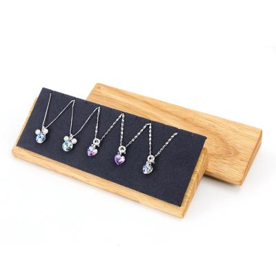 China Custom Wooden Multi-Cell Pendant Display Plate - 300,000 Monthly Capacity with 20-Day Production for sale