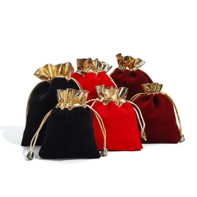 China Custom Velvet Drawstring Jewelry Bags with Gold Open Mouth - 300,000 Monthly Capacity & 20-Day Production for sale