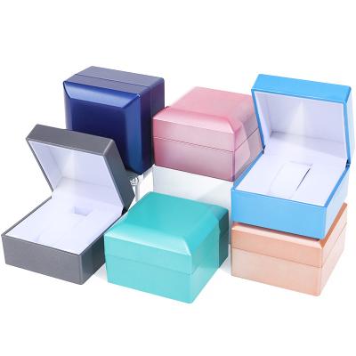 China Custom Plastic Convex Watch Box 300 Pcs MOQ with Multiple Logo Options for Luxury Timepiece Packaging for sale