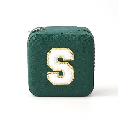 China Custom Dark Green Leather Jewelry Storage Box 8x6 Inch Portable Organizer with Multiple Compartments for sale