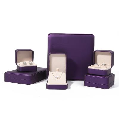China Square Purple Pu Leather Jewelry Box 20x20x10cm for Jewelry Set Storage for sale