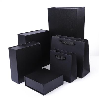 China Eco Friendly Cardboard Black Magnetic Jewelry Gift Box 200x150x50mm Paper Packaging for sale