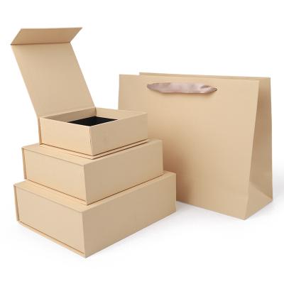 China Eco Friendly Cardboard Yellow Magnetic Jewelry Gift Box 10x10x5cm Paper Packaging for sale
