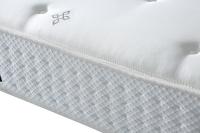 China Euro Top Pocket Spring Hotel Bed Mattress Plush Comfort To Elevate Hotel Guest Experience for sale