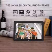 China 10.1inch Lightweight Digital Photo Frame with NFT Transparent Display and USB2.0 Port for sale