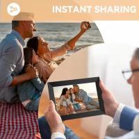 China 10.1inch Lightweight Digital Photo Frame with NFT Transparent Display and USB2.0 Port for sale