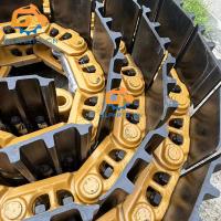 China 203 Pitch Excavator Track Link Assembly 1015705 for Hitachi EX270 EX300 Models with 48-56 HRC Hardness for sale