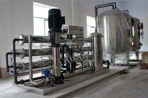 China RO Water Treatment Machine / Water Purification Equipment (5000L/H) for sale