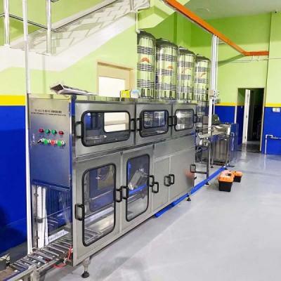 China 150BPH 5Gallon Small Water Bottling Production Line Energy Saving for sale