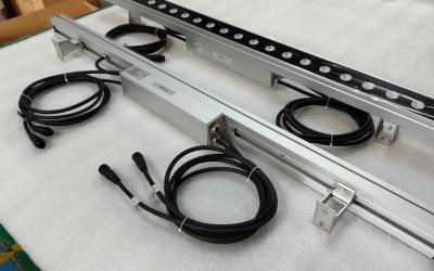 China 3 Years Guarantee Period LED Wall Washer Lights Aluminum Alloy 1m Length and Lighting Solution for Architectural Facade Illumination for sale