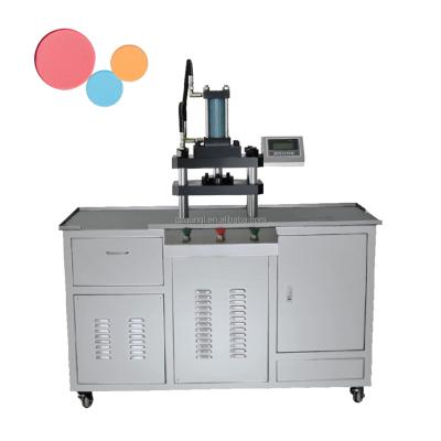 China Prensado Automatizado Maquinas De Ojos Cosmeticos Automaticos Maquina Compacta Automatica Polvo Polvo Automatico Prensa for sale