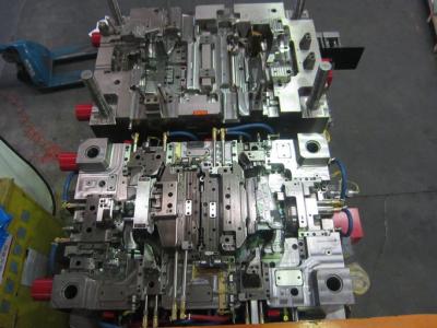 China Double Injection Mold Gehause Unterteil TPU PA66 1000K Shots 450KG for sale