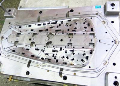 China PP Plastic Injection Mold for Display Mounting 450kg 42s Cycle Time for sale