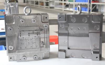 China Meusburger Standard Plastic Injection Mold Stainless Steel 1 Million Shots for sale